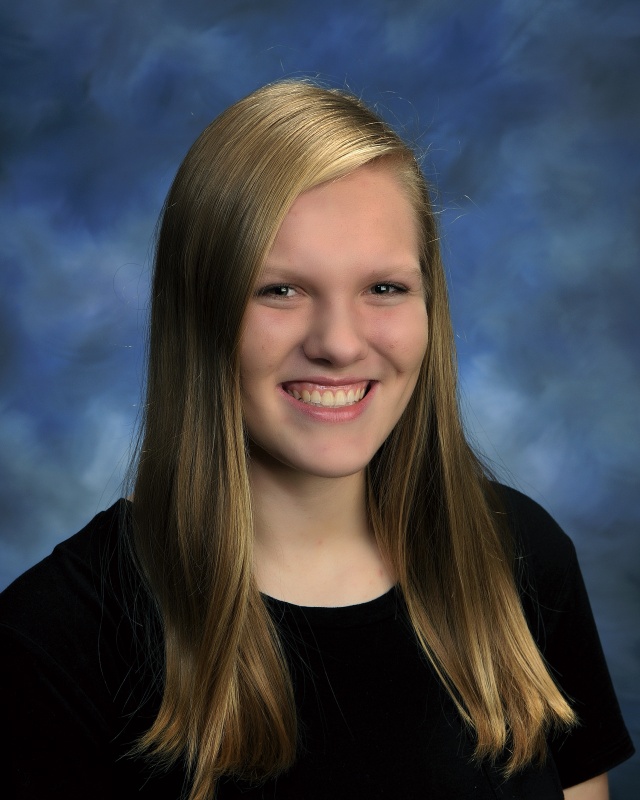 Maxine Field's Instagram, Twitter & Facebook on IDCrawl